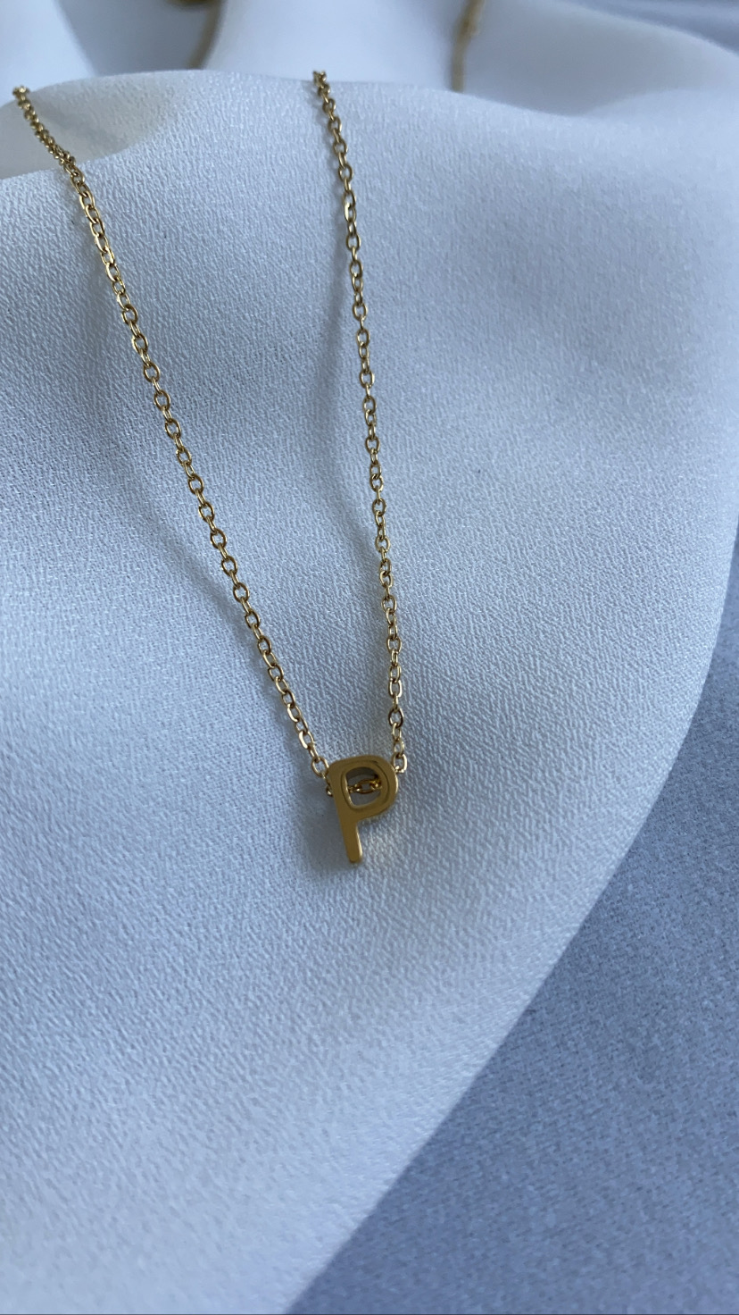 Colar mini inicial | Bijuvera