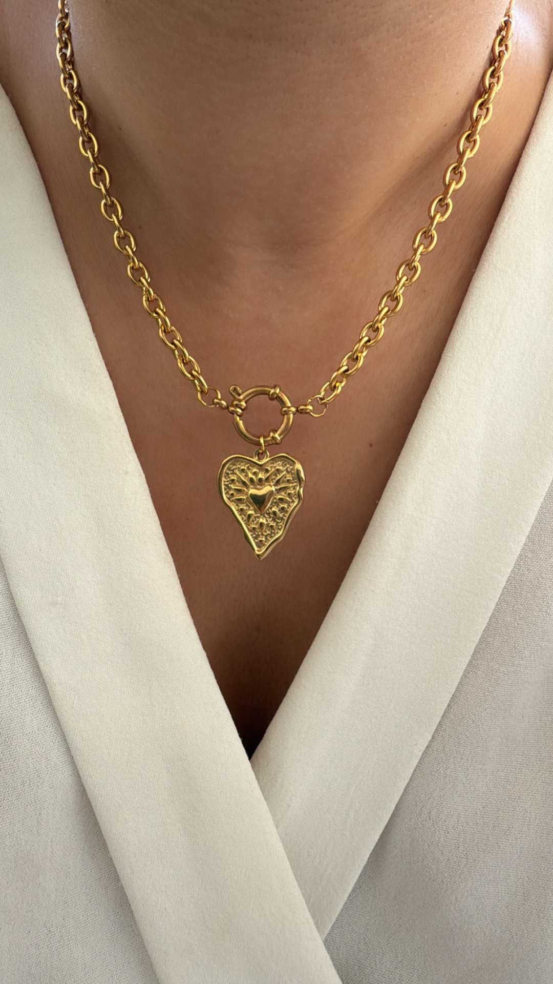 Colar fecho marinheiro com 💓 | Bijuvera