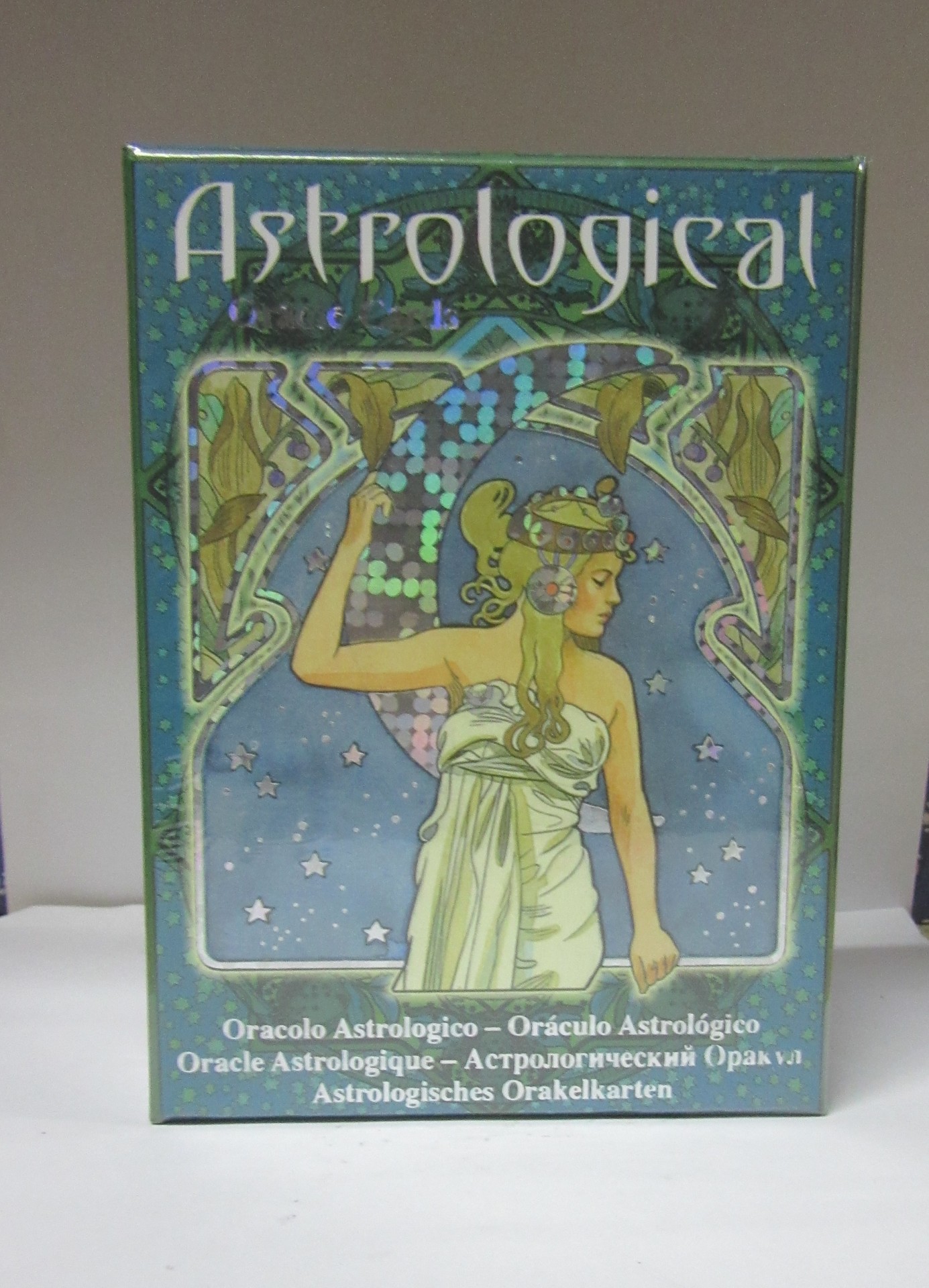Astrological Oracle Cards | Pestana & Filho